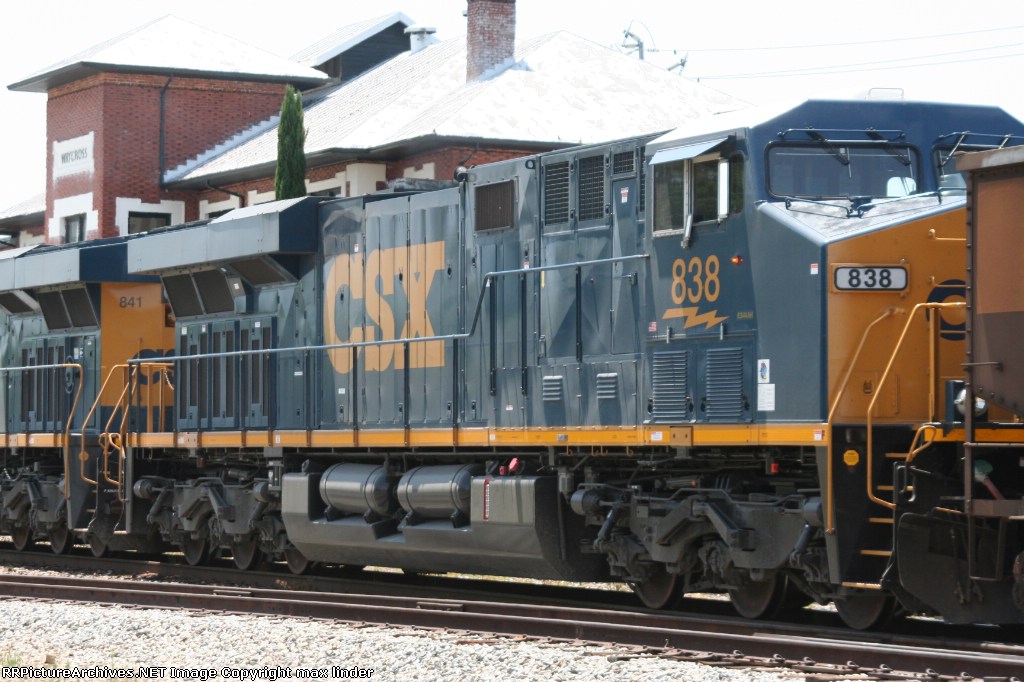 CSX 838